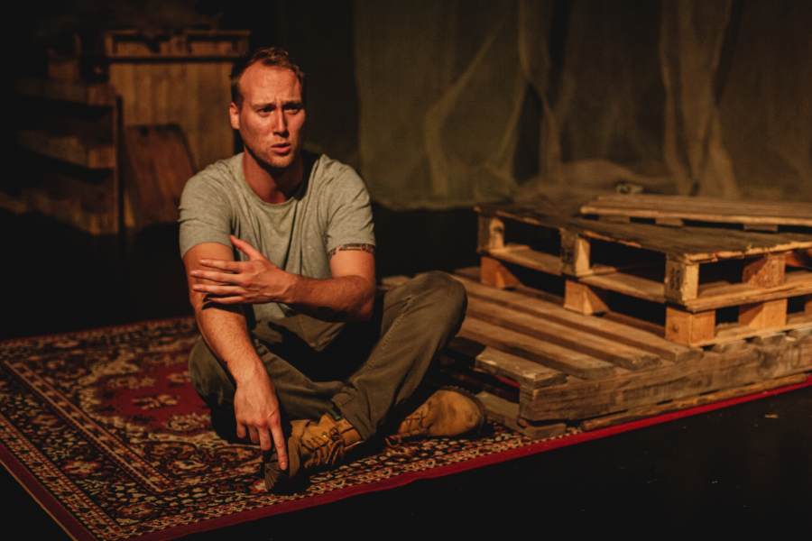 Borderless - StageBuddy.com